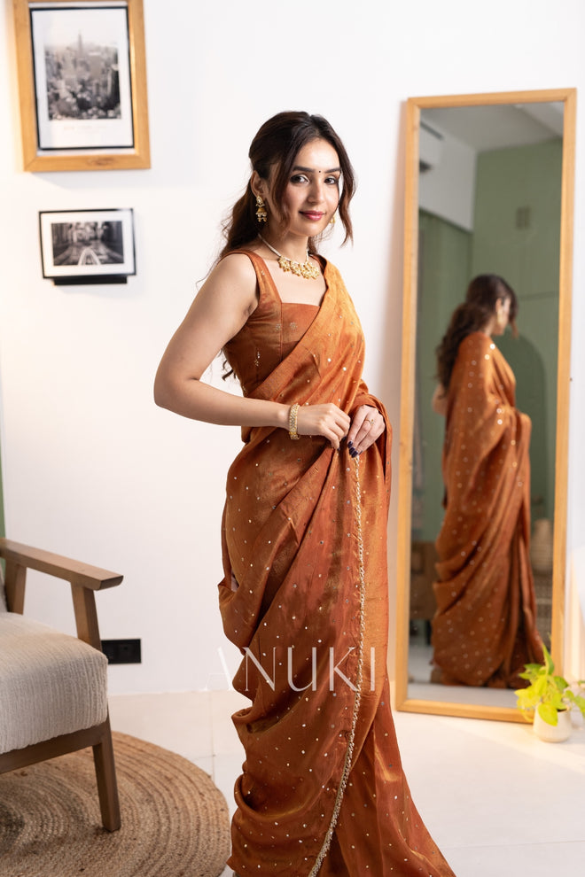 Buy Modern Sarees online | Shop Contemporary Sarees at Anuki.in