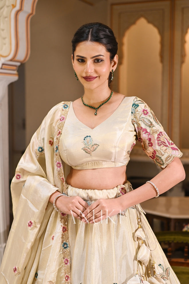 Buy Designer pre draped sarees online in India – Anuki.in