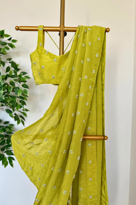 Buy Modern Sarees online | Shop Contemporary Sarees at Anuki.in